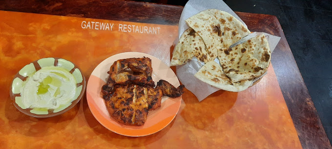 Main Gateway Restaurant | Dubai